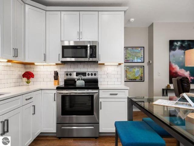 135 E Eighth # 3