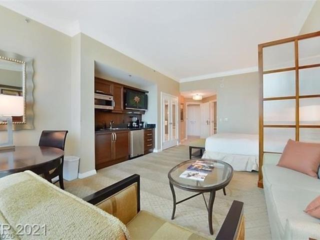 135 E Harmon Ave Unit 1804, Las Vegas, NV 89109