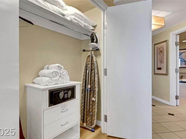 135 E Harmon Ave, Unit 904, Las Vegas, NV 89109 | MLS #2769