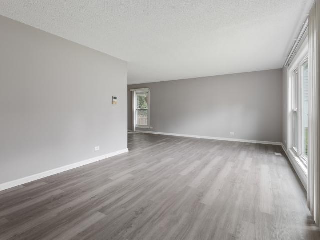 135 Encina Dr, Naperville, IL 60540 | MLS #12623 | Compass