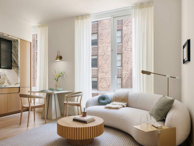135 East 47th Street, New York, NY