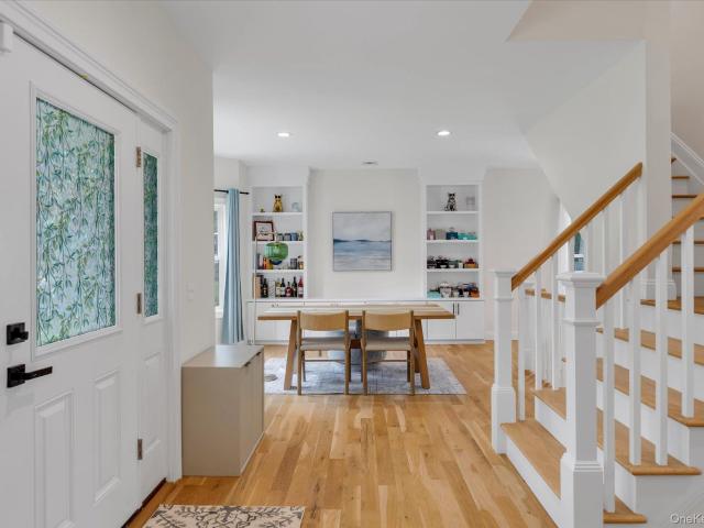 135 Elizabeth Way