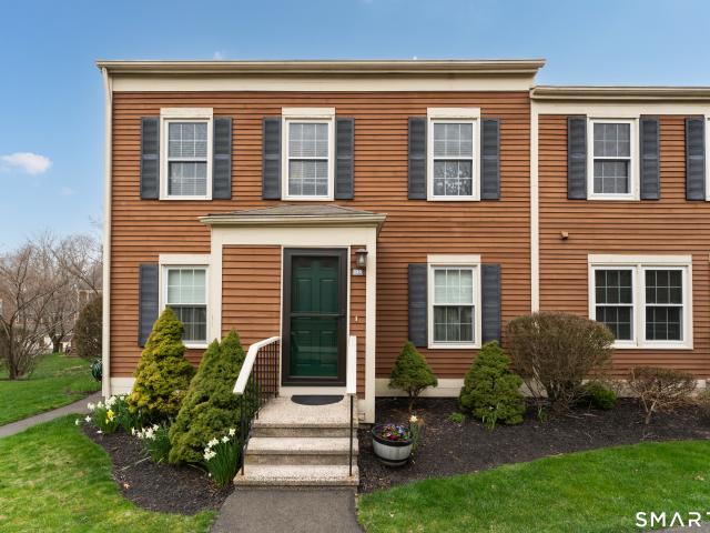 135 Foxbridge Village Rd, Unit 135, Branford, CT 06405 | MLS #24166 | Compass