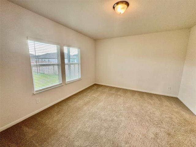 135 Fossil Dr