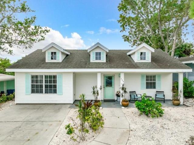 135 Florida Blvd, Crystal Beach, FL 34681