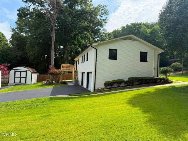 135 Kings Mountain Drive