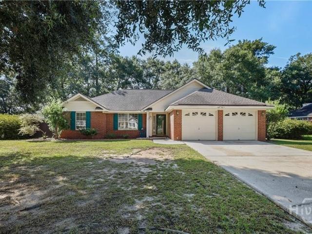 135 Hawthorne Dr, Guyton, GA 31312