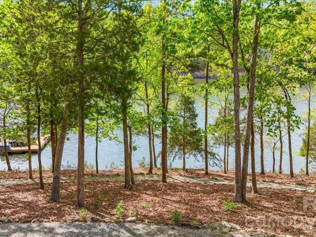 135 Harbor Dr W, Lexington, NC 27292 | MLS #4368