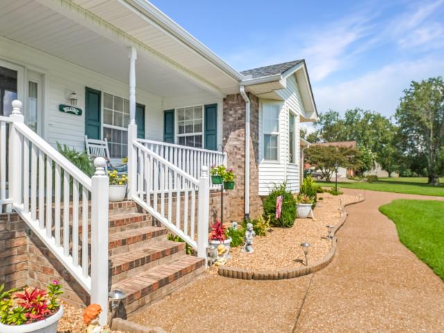135 Hidden Cove Ct
