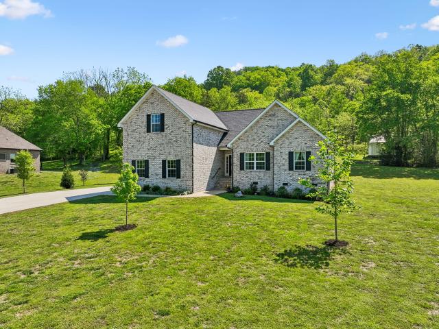 135 Hillside Cove Dr