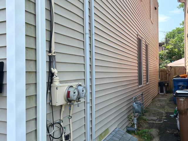 135 Jansen Avenue