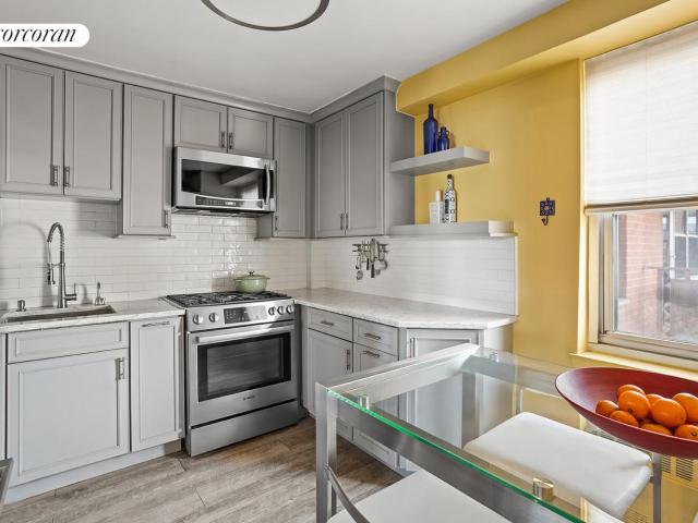 135 Ocean Parkway 4U