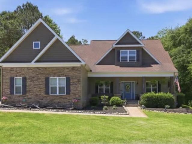 135 Otway Burns Dr, Swansboro, NC 28584