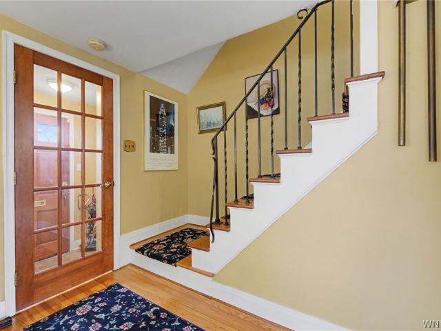 135 Louvaine Drive