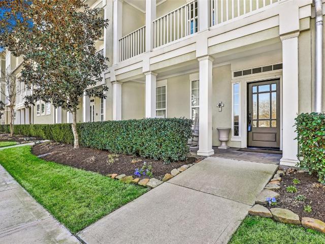 135 Low Country Ln, The Woodlands, TX 77380 | MLS #54853