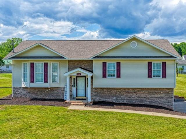135 Lauren Dr, Rogersville, TN 37857