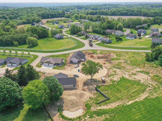 135 Lexington Pointe Drive # 8