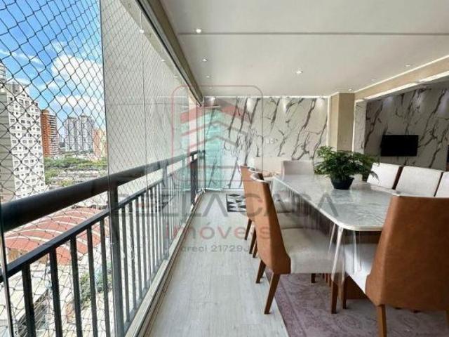 135 m² Apartamento Tatuapé Três dormitórios, duas suítes, sala ampliada, duas vagas, lazer