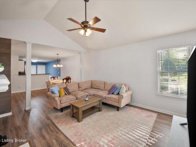 135 Magnolia Ave