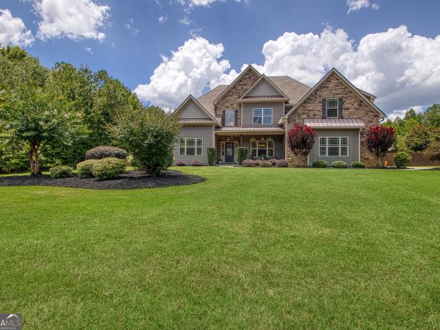 135 Magnolia Place Drive