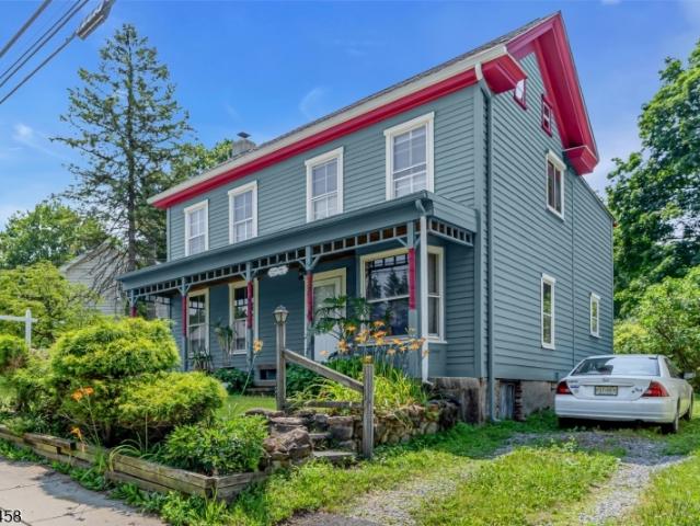 135 Main St