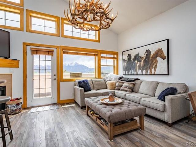 135 Main St Unit 220, Dillon, CO 80435