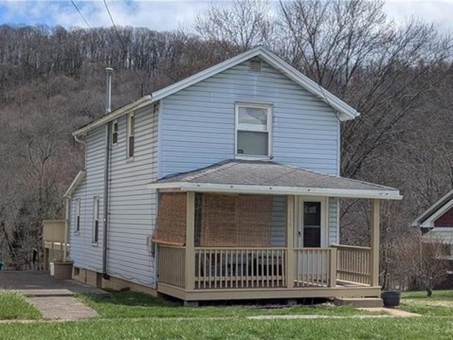 135 Main St, Bruin, PA 16022