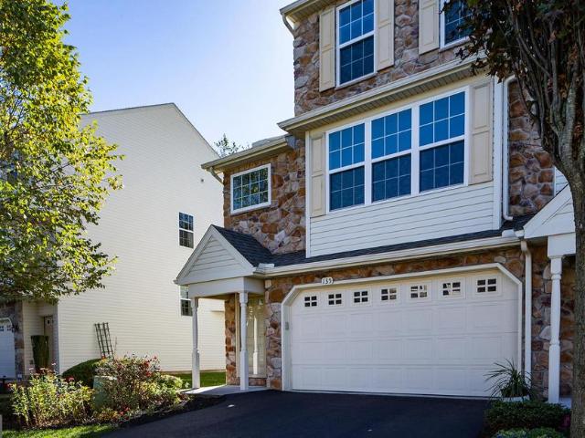 135 Mapleton Boulevard