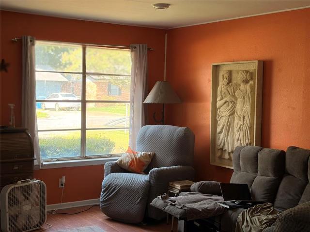 135 N Imperial Drive