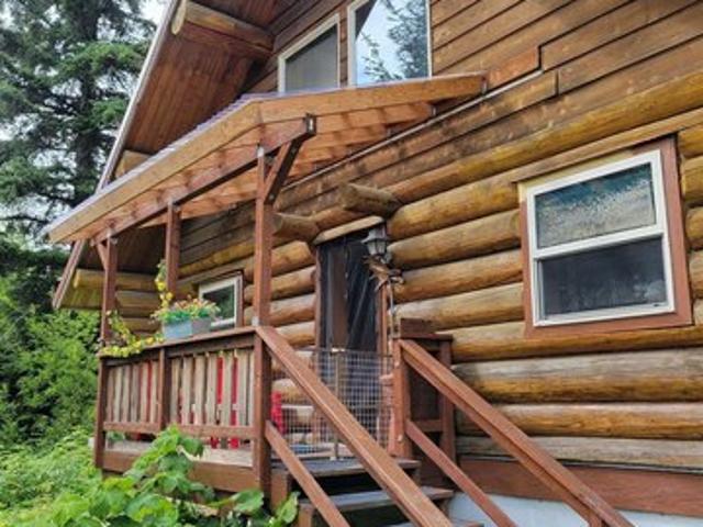 135 N Sawmill Creek Rd, Haines, AK 99827