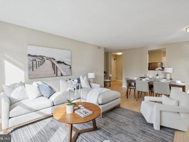 135 S 19Th Street # 711