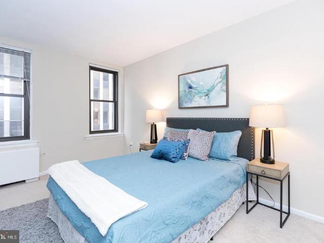 135 S 19Th Street # 1002