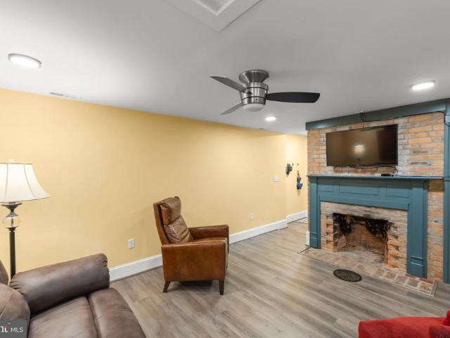 135 S Kent Street # 202