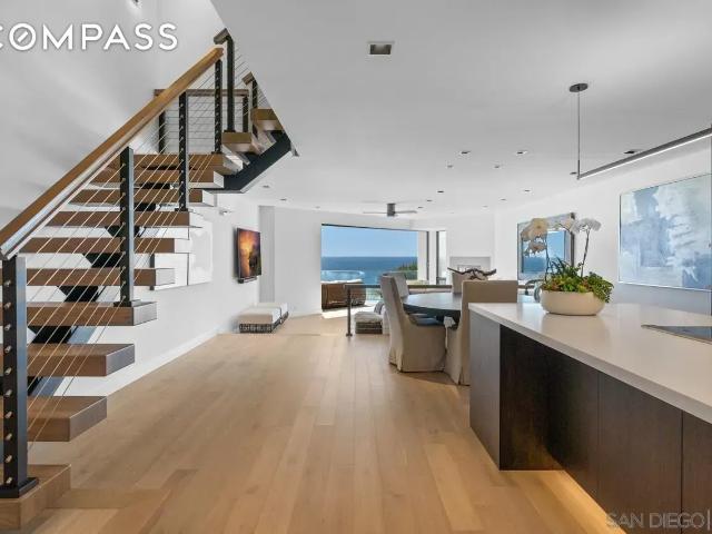 135 S Sierra Ave 32, Solana Beach, CA