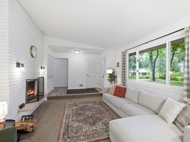135 Sabra Court