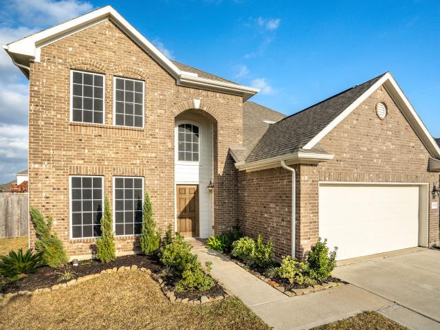 135 San Bernard Drive
