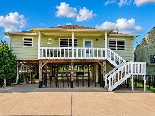 135 Sand Shoals Rd, Freeport, TX 77541