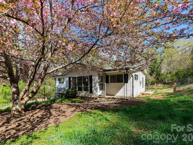 135 Sardis Drive
