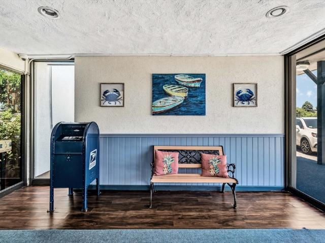 135 Scranton Ave # 406