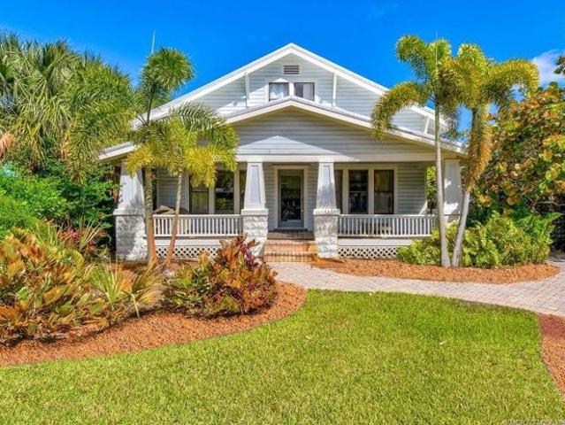 135 SE Martin Ave, Stuart, FL 34996