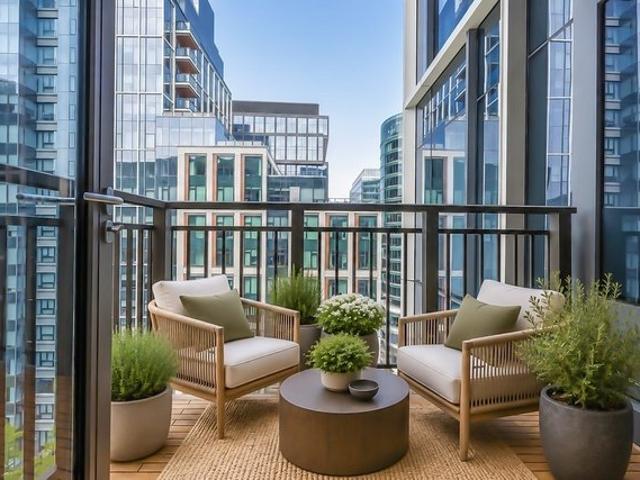 135 Seaport Blvd Apt 1509, Boston, MA 02210