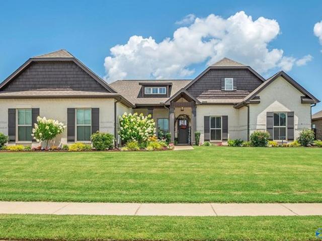 135 Shangrila Way, Meridianville, AL 35759