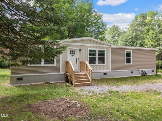 135 Sherman Rd, Middle Grove, NY 12850