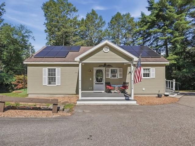135 Sturbridge Rd, Holland, MA 01521