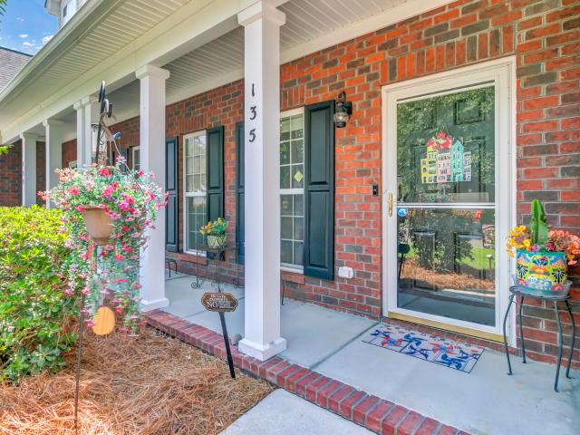 135 Steeple Point Court