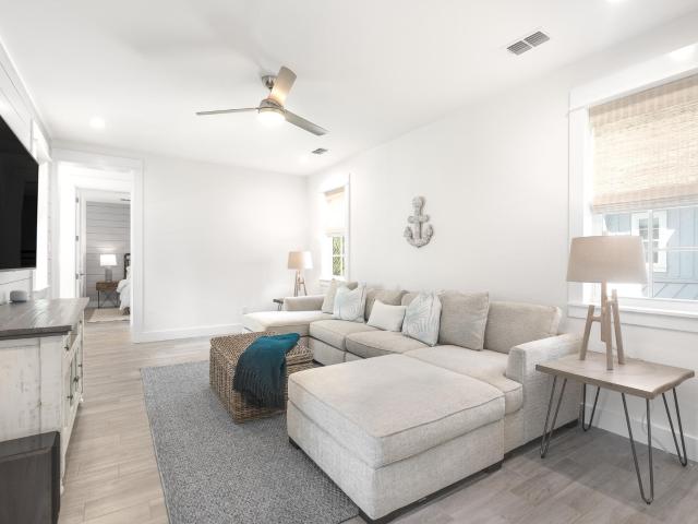 135 Sunrise Ave, Port Aransas, TX 78373 | MLS #11578