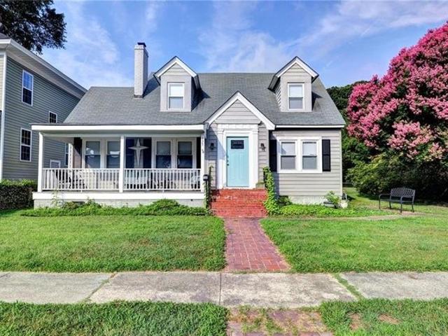 135 Pochin Pl, Hampton, VA 23661