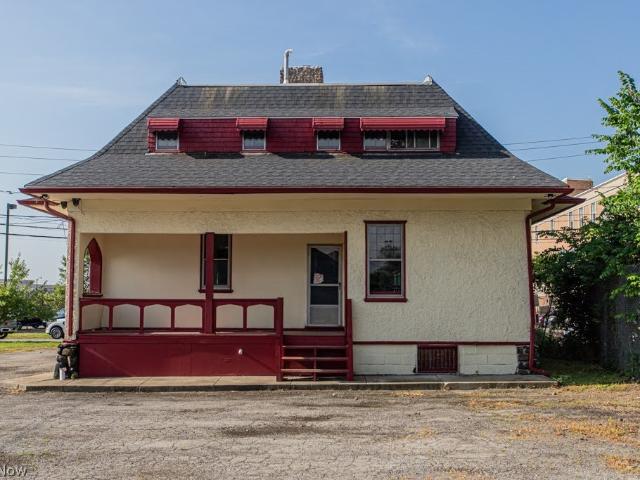 135 Porter Street NE