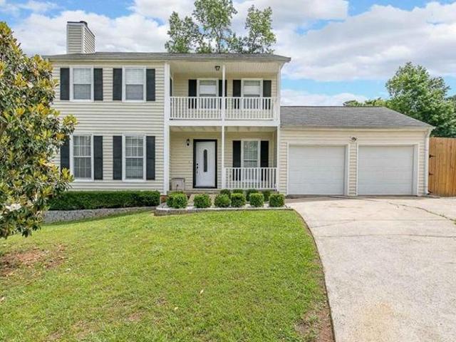 135 Plantation Ct, Alpharetta, GA 30022