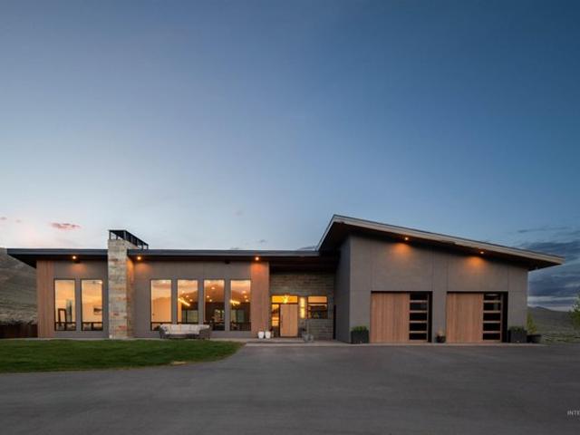 135 Rock Creek Rd, Hailey, ID 83333